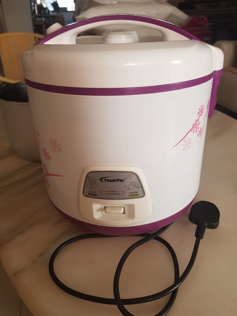 Well maintained 2.8L Rice cooker, TV & Home Appliances, Kitchen ...