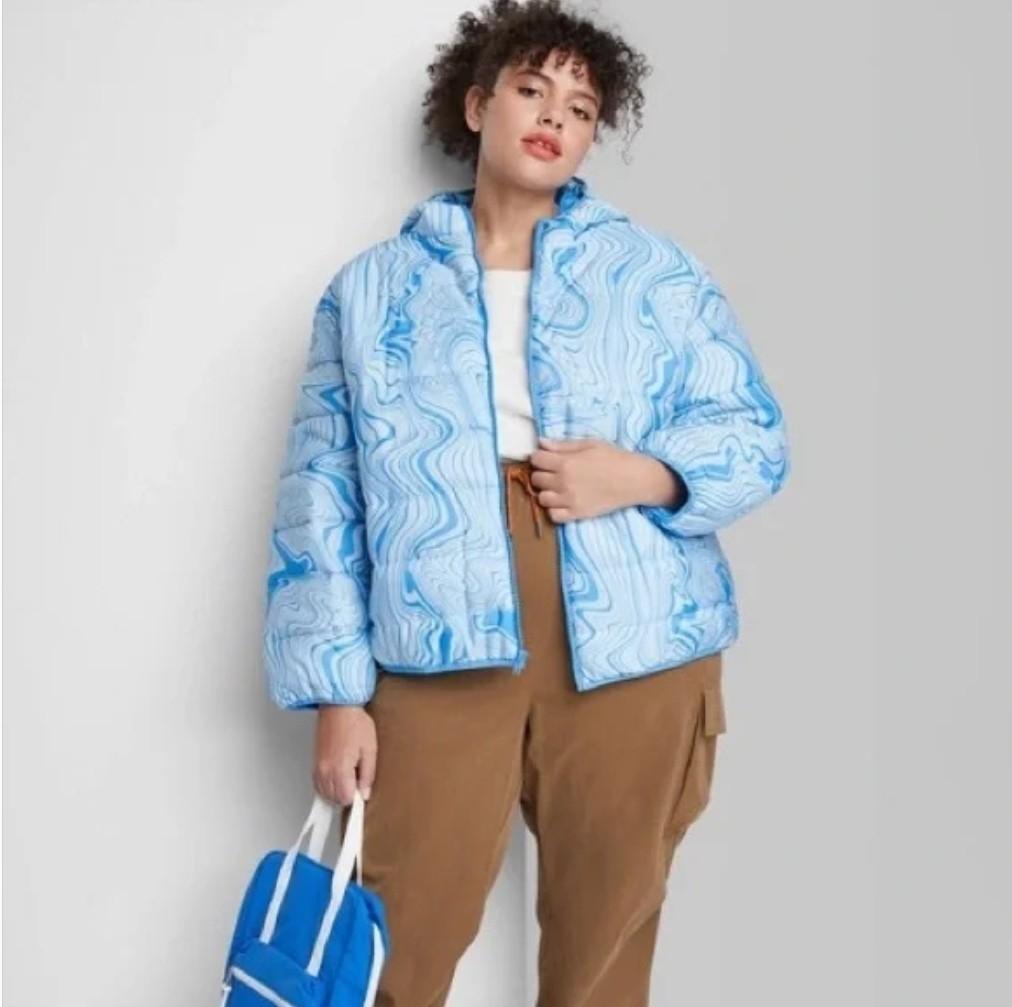 Wild Fable Blue Marble Hooded Quilted Puffer Jacket, Women's Fashion ...