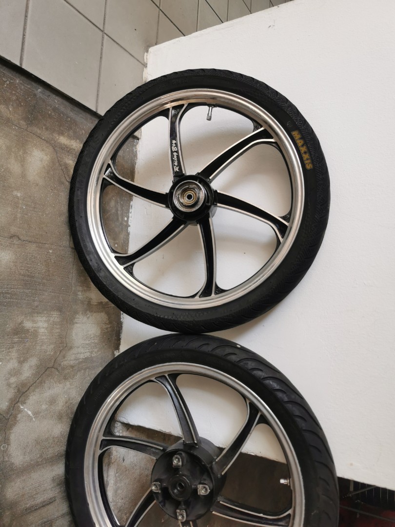 1ST GEN RCB 6 LEG, Motorcycles, Motorcycle Accessories on Carousell