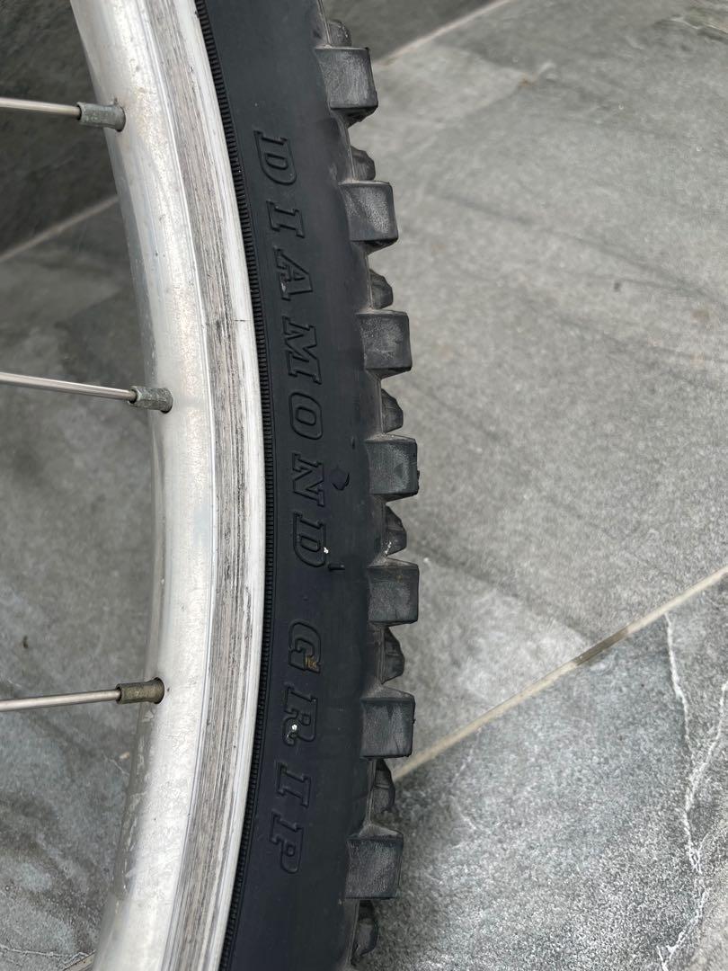 26 er wheelset Deore LX / Araya RM-400PRO rims / Duro Diamond Grip 26x1 ...