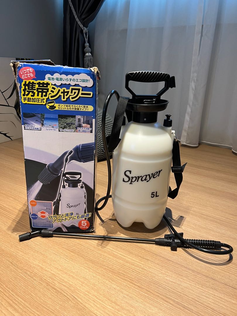 Autobacs car wash spray tank 5l, Car Accessories, Accessories on Carousell