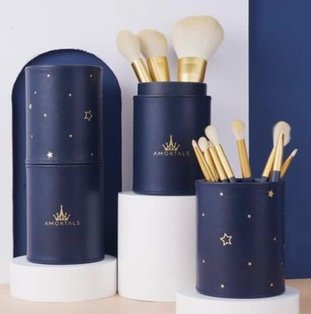 BNIP Korea AMORTALS 12 piece Makeup Brush Set, Beauty & Personal Care ...