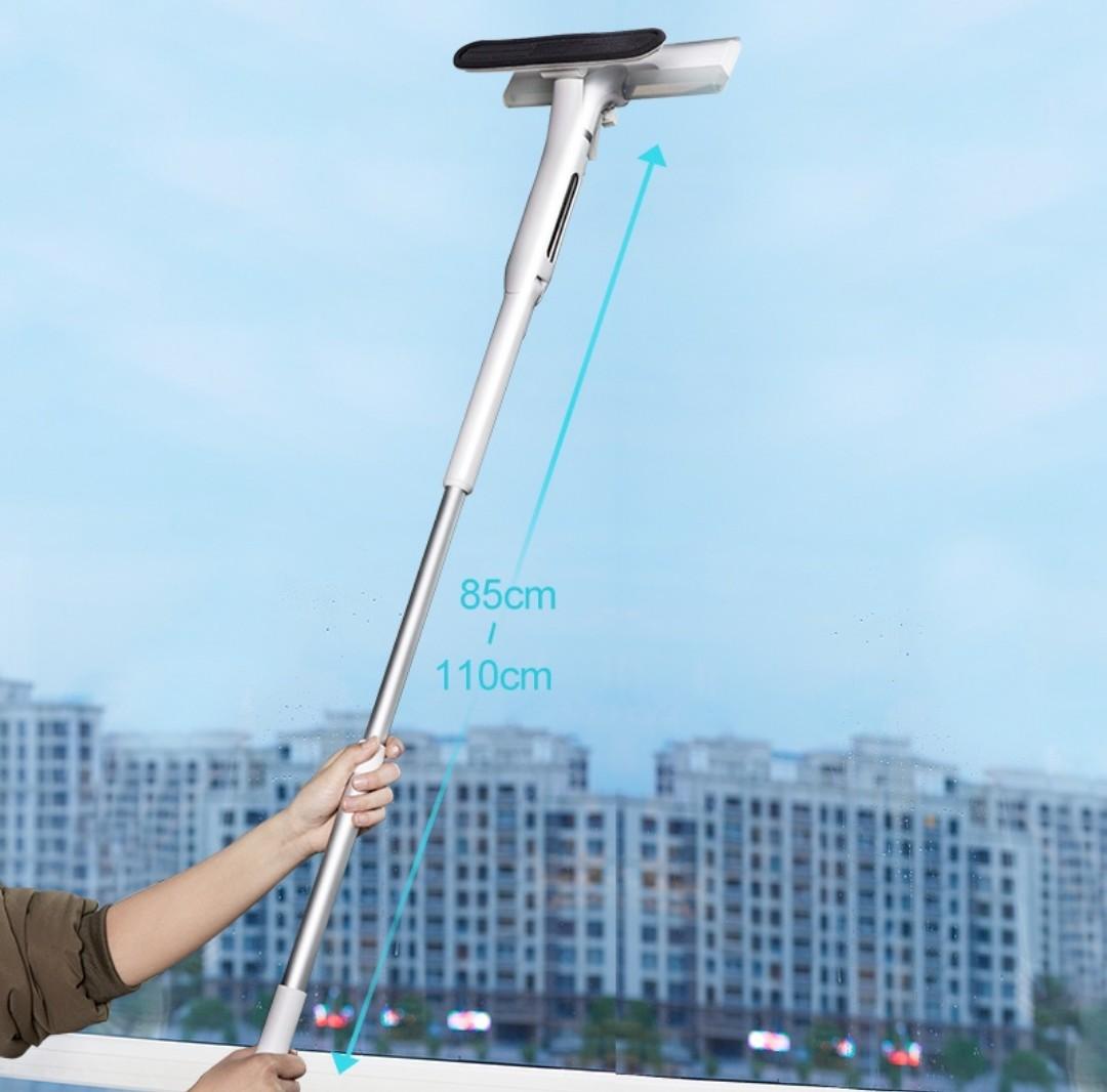 Boomjoy glass window cleaner with squeegee and spray on extendable rod ...