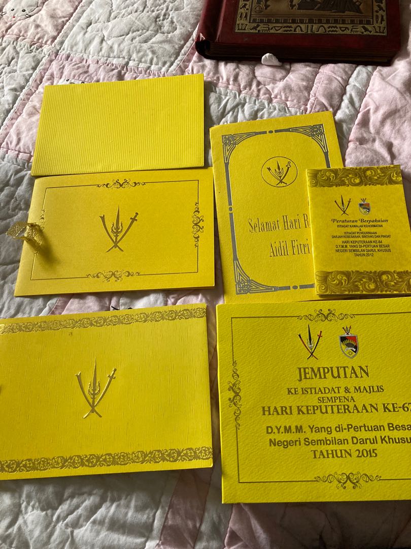 Bundle Collectable Kad Raya Diraja Invitation, Hobbies & Toys ...