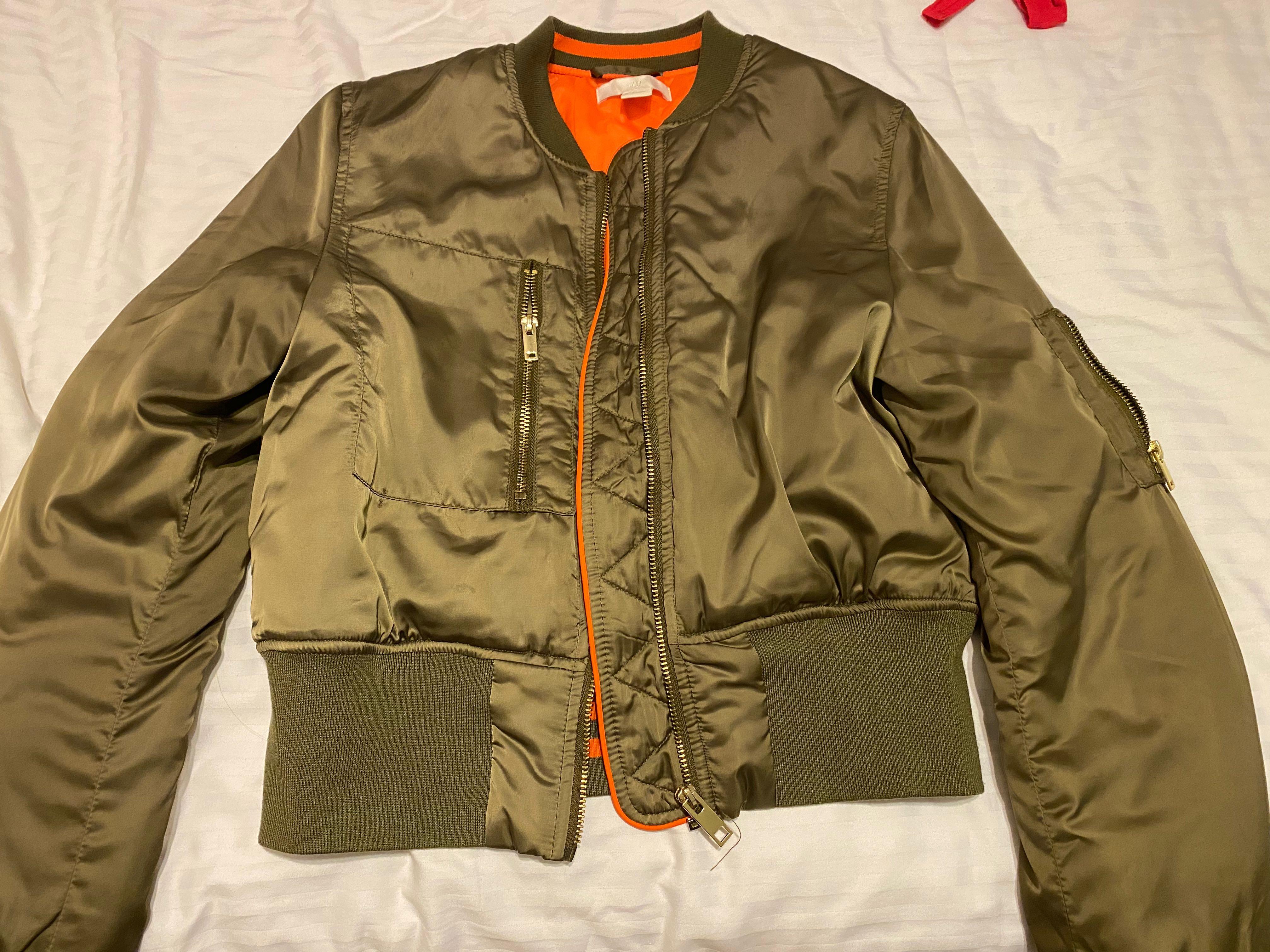 cropped bomber puffer jacket, Women's Fashion, Coats, Jackets and ...