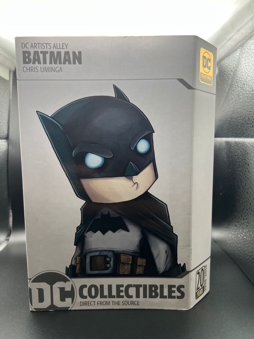 DC ARTISTS ALLEY BATMAN BY CHRIS UMINGA DESIGNER VINYL, Hobbies & Toys ...