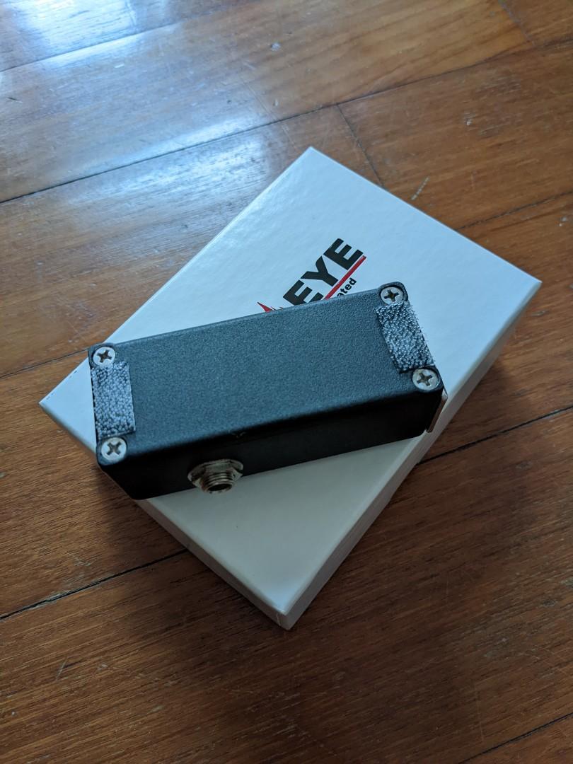 Fire-eye Dee-eye Acoustic Preamp / Active DI box w/ Phantom Power, Hobbies & Toys, Music & Media ...