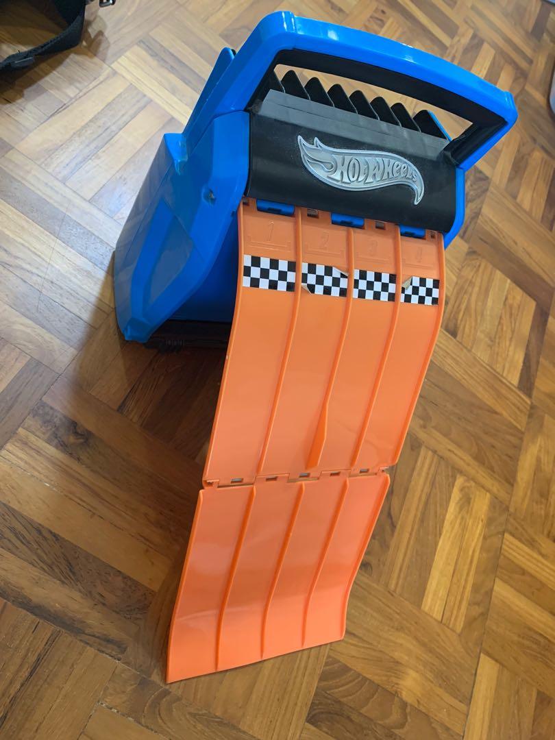 Hot Wheels Travel Case, Hobbies & Toys, Toys & Games on Carousell