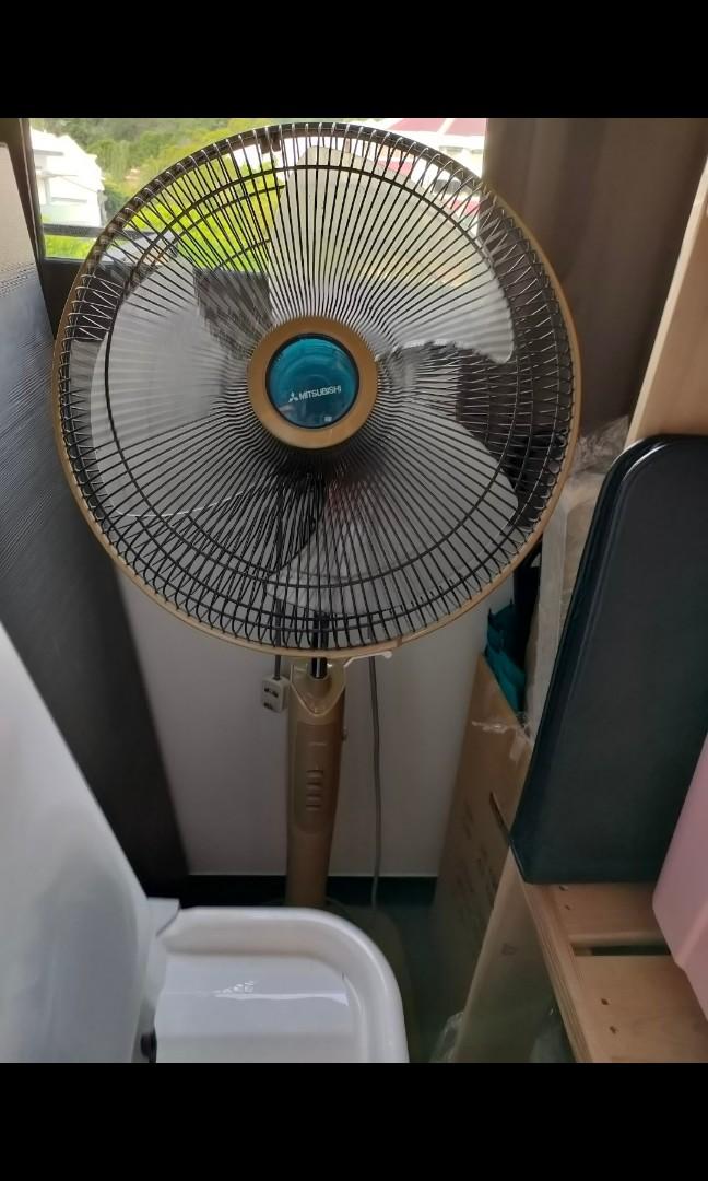 Mitsubishi standing fan, Furniture & Home Living, Lighting & Fans, Fans ...