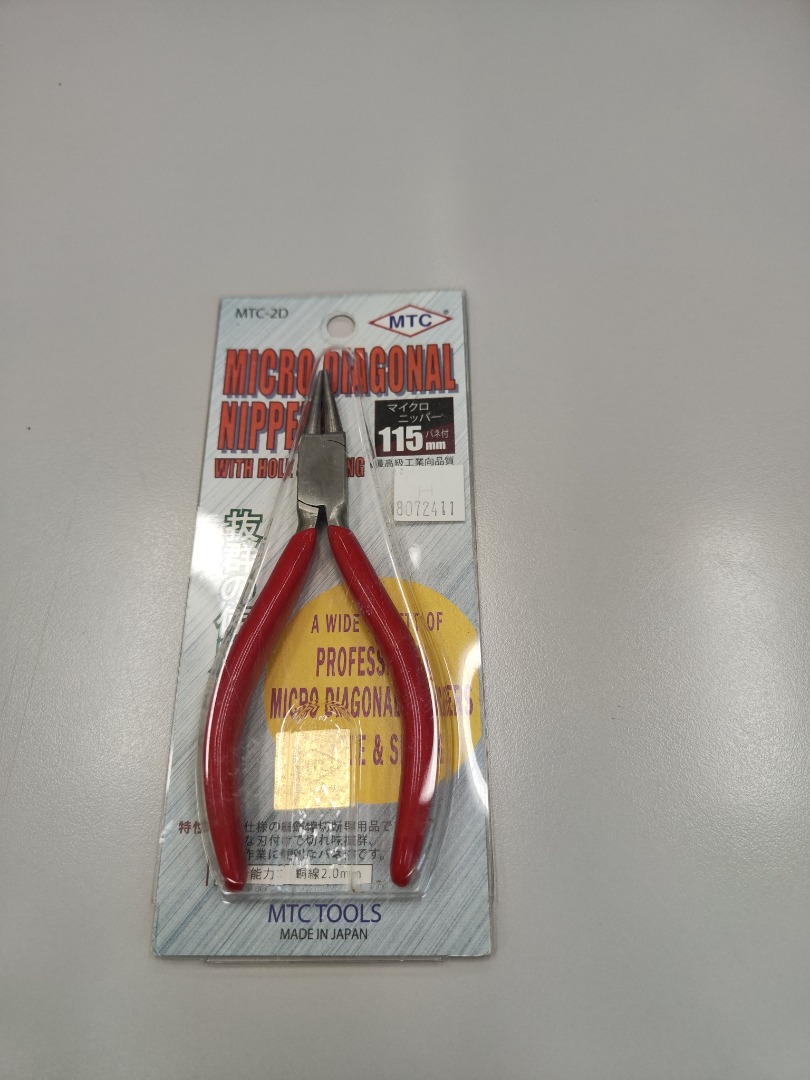 MTC-2D 115mm Micro Diagonal Nippers with Hole & Spring, 其他, 其他 - Carousell