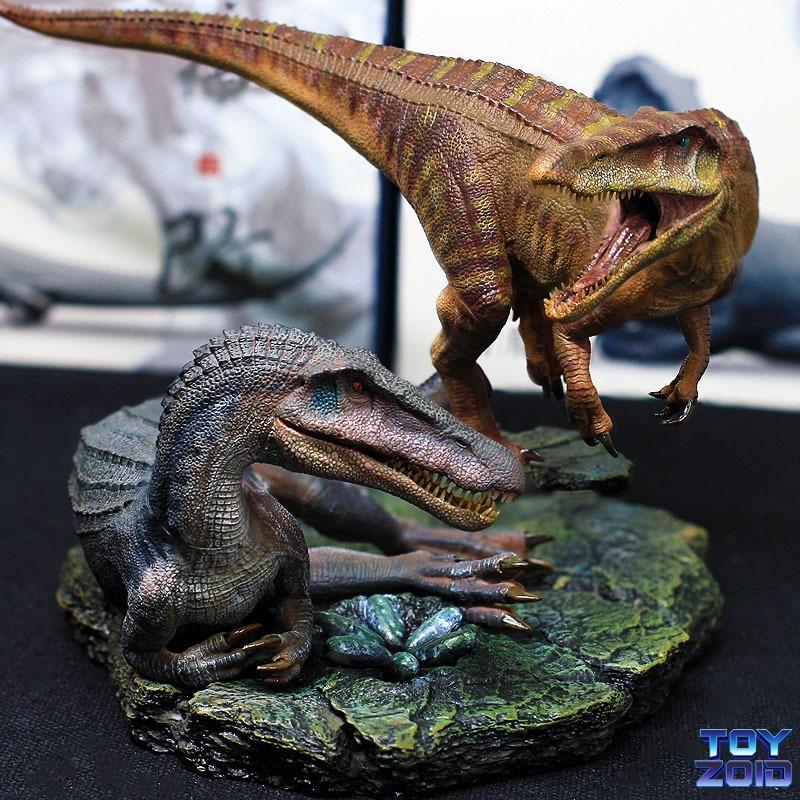 Nanmu Baryonyx Couple Calypso Standing Santiago Sitting w/ Base ...