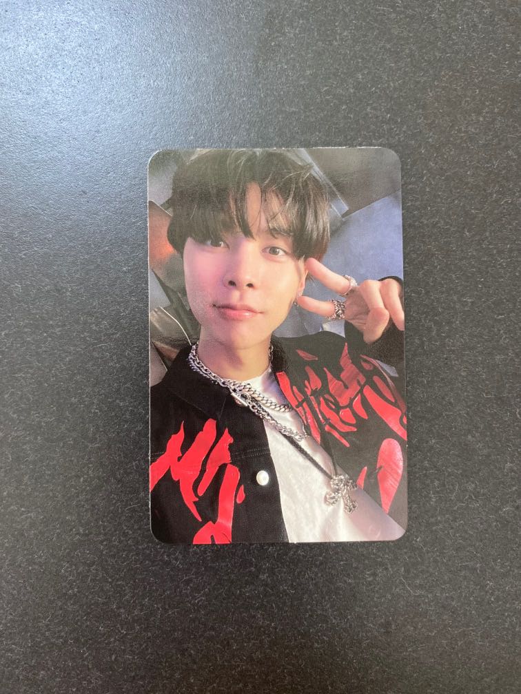 nct universe johnny photocard pc, Hobbies & Toys, Memorabilia ...