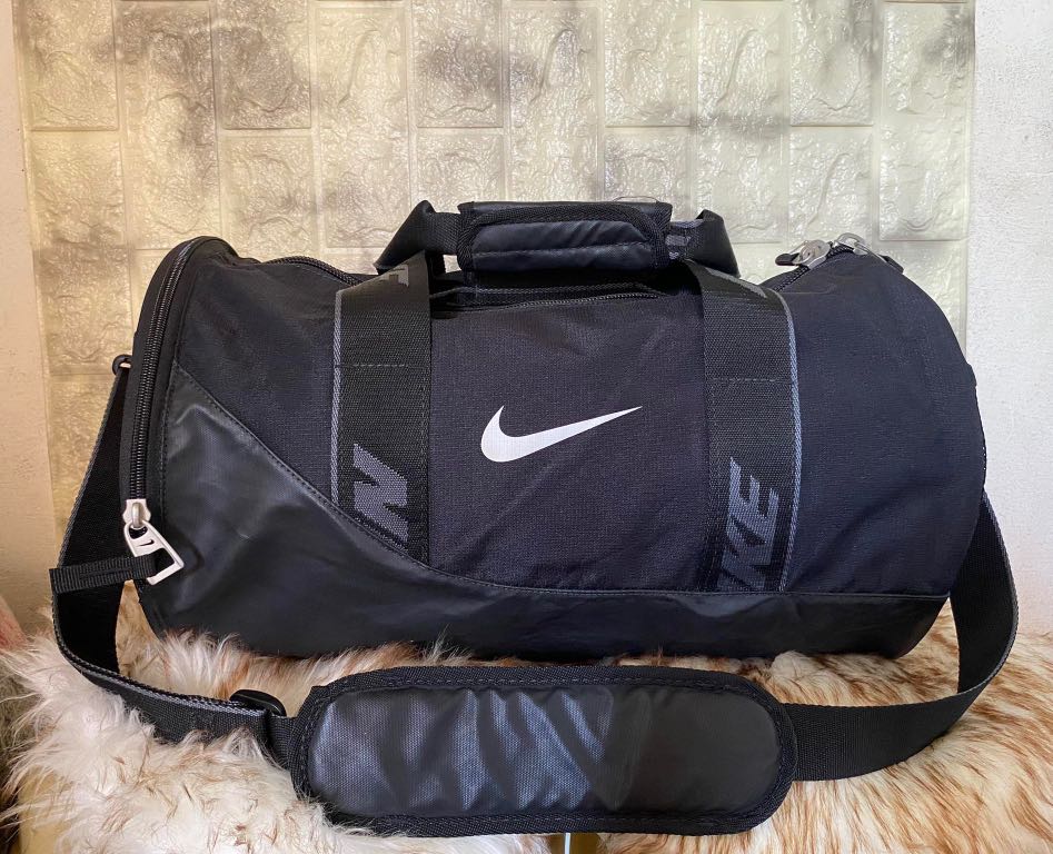 Original Nike Travel Bag, Hobbies & Toys, Travel, Travel Essentials ...