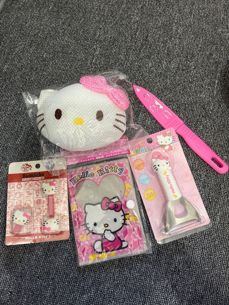 Paket koleksi Hello Kitty - Dapet 5 item hello kitty, Toys ...