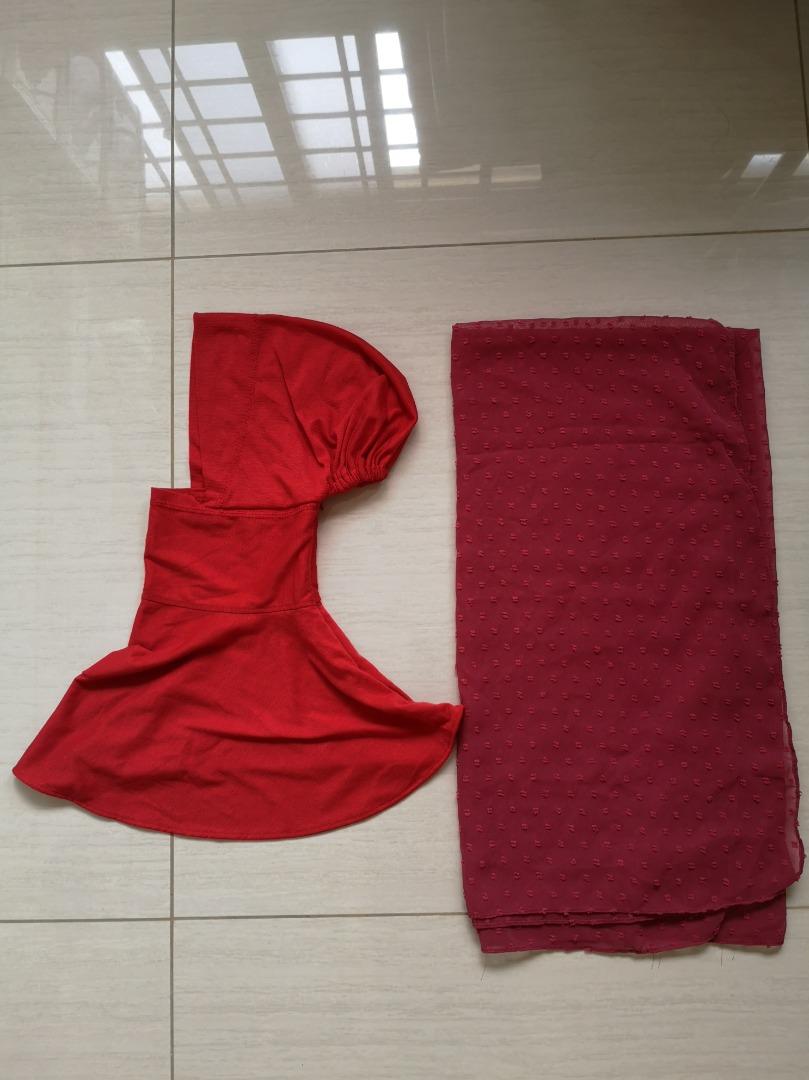 Red hijab tudung set scarf instant, Women's Fashion, Muslimah Fashion ...