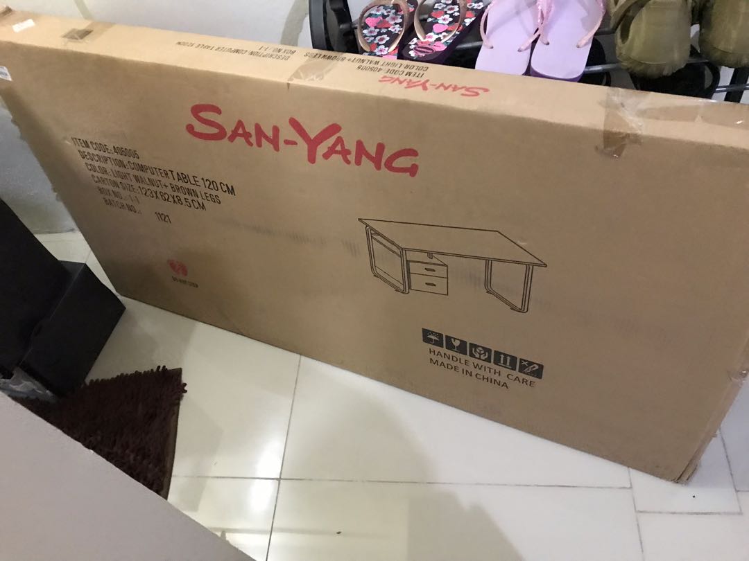 SAN-YANG COMPUTER TABLE (length: 120cm), Furniture & Home Living ...