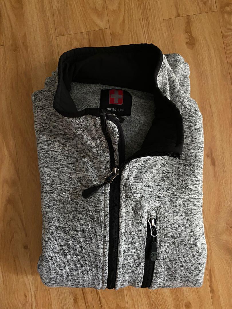 Swisstech jacket, Men's Fashion, Coats, Jackets and Outerwear on Carousell