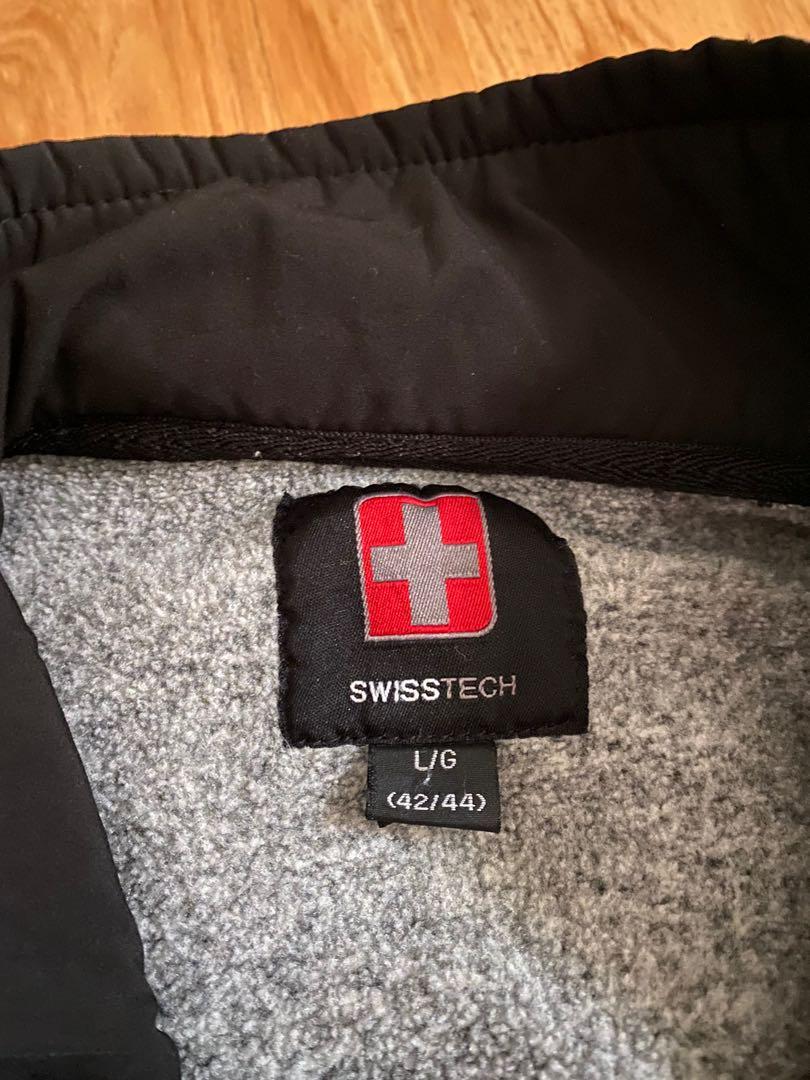 Swisstech jacket, Men's Fashion, Coats, Jackets and Outerwear on Carousell
