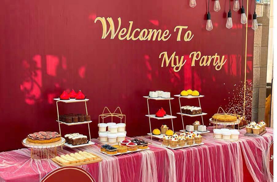 Teatime event party display set (premium), Hobbies & Toys, Stationery ...