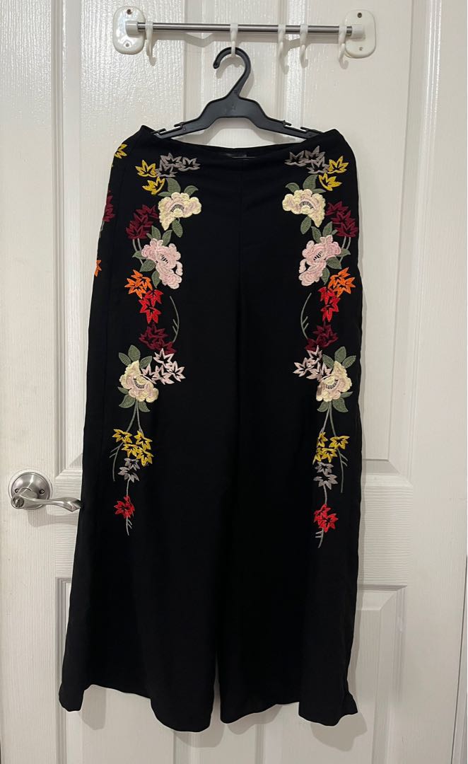 TOPSHOP Floral Wide Leg Slacks, Women's Fashion, Bottoms, Other Bottoms ...