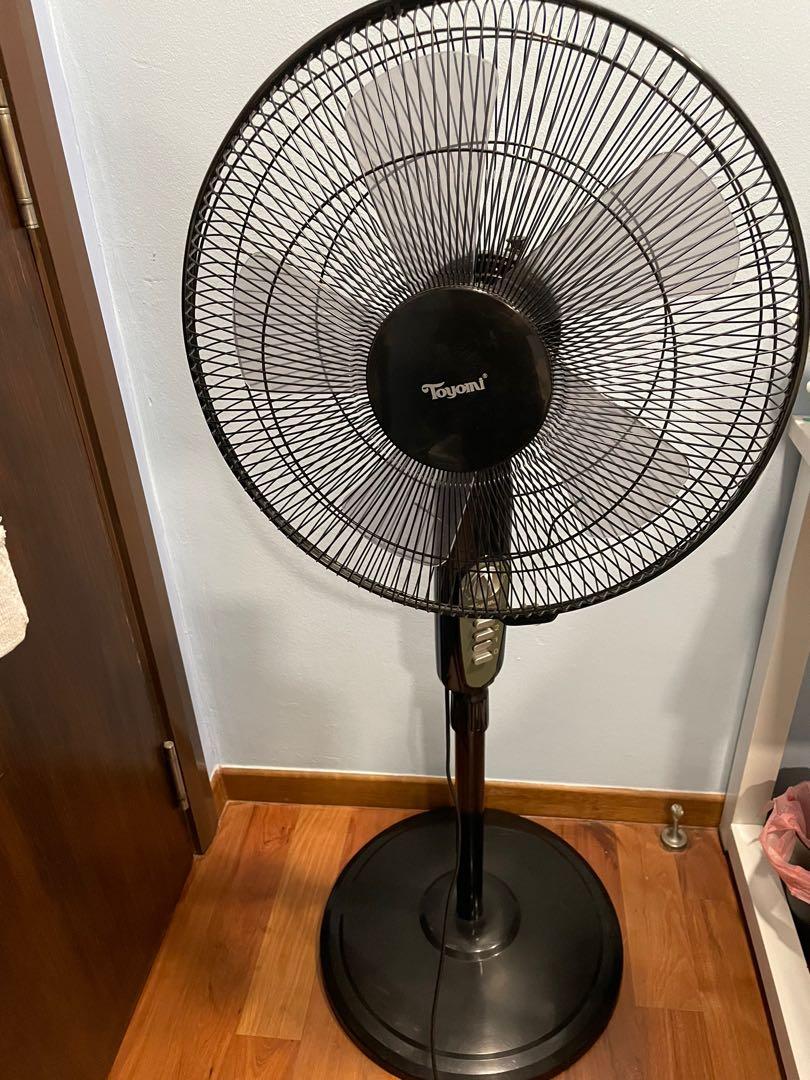 Toyomi Standing Fan, Furniture & Home Living, Lighting & Fans, Fans on ...
