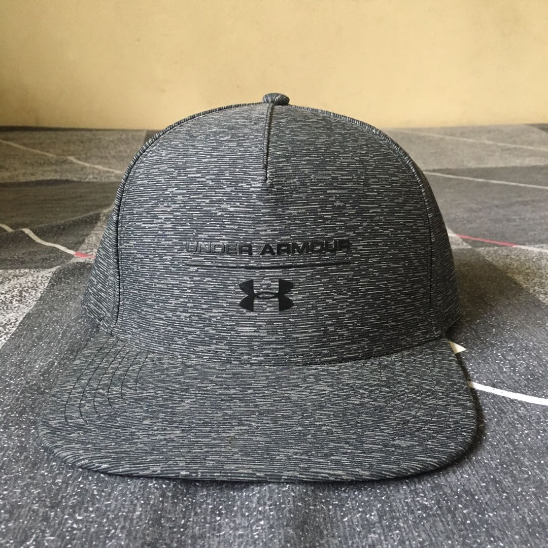 Under Armor Snapback, Men's Fashion, Watches & Accessories, Caps & Hats ...