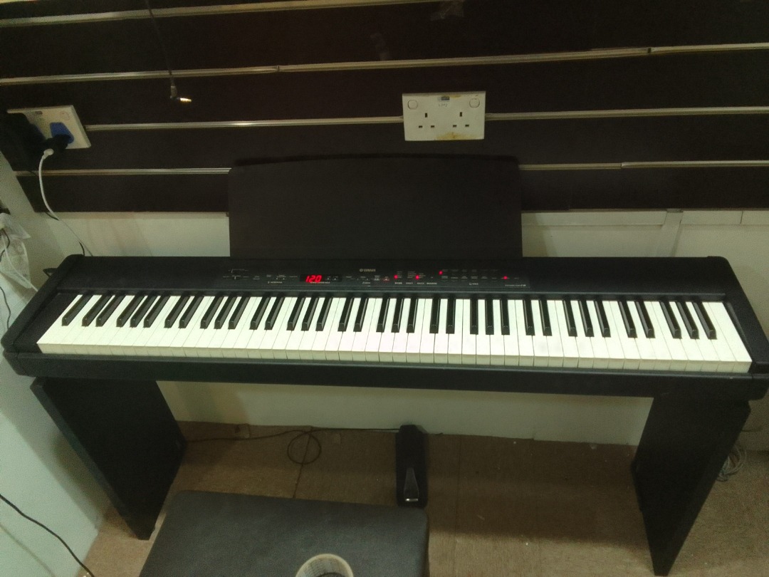 Yamaha P80 stage piano, Hobbies & Toys, Music & Media, Musical ...