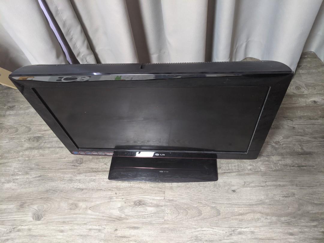 26 inch LG LCD TV, TV & Home Appliances, TV & Entertainment, TV on ...