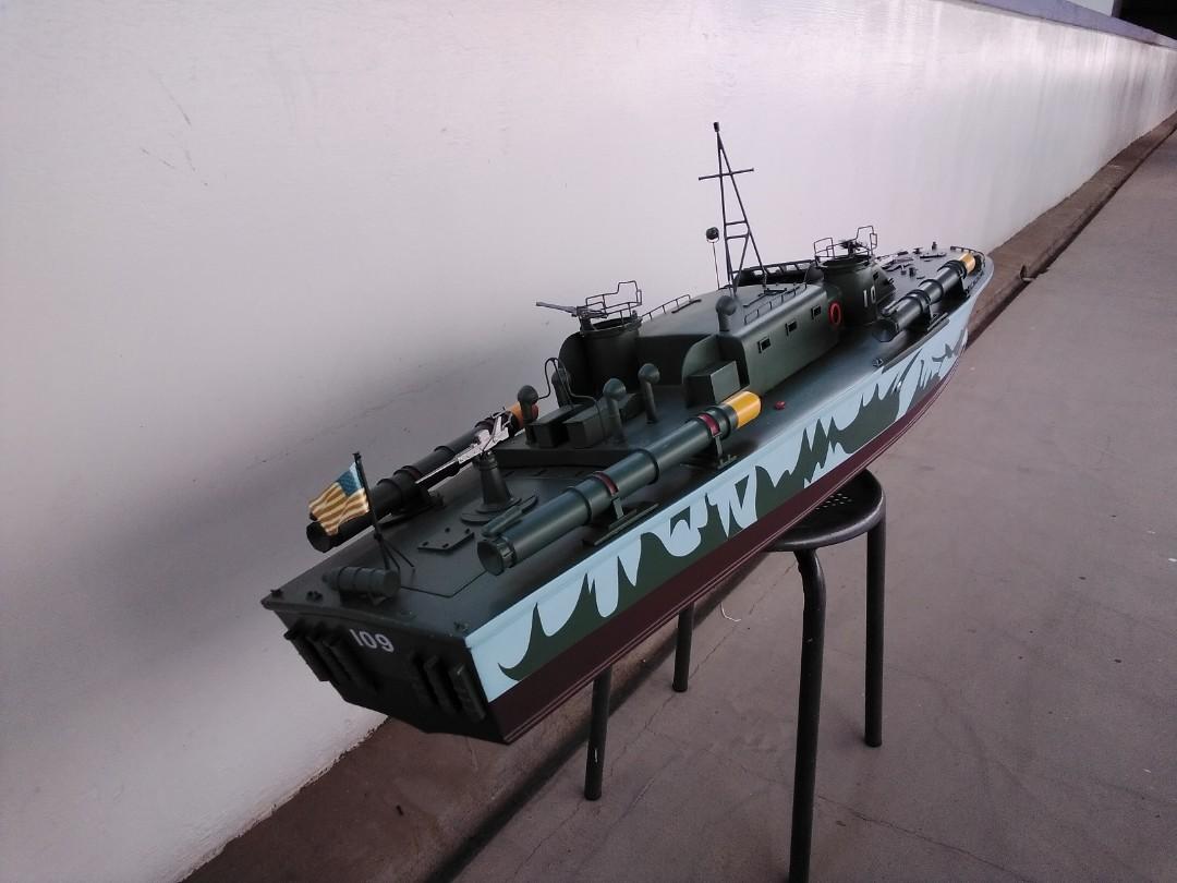 52" RC SCALE MODEL JFK TORPEDO GUN BOAT PT 109 ARTR 26CC PETROL GAS ...