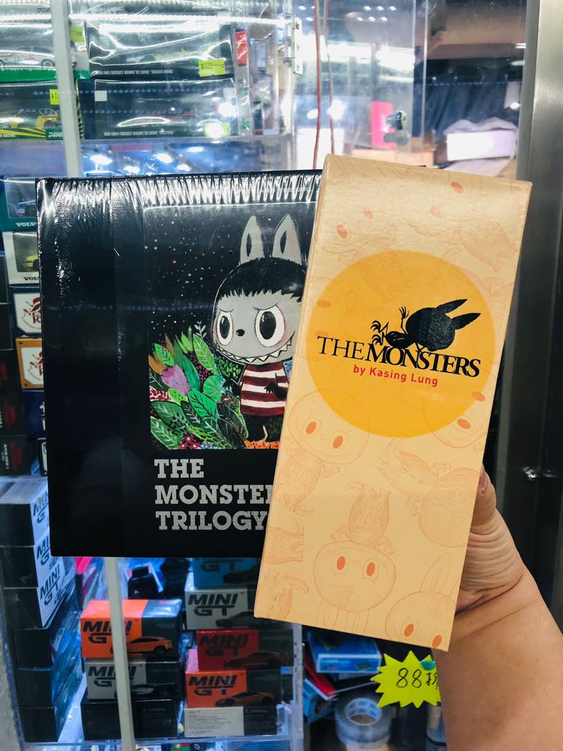 現貨 labubu trilogy透明白色書kasing lung How2work Toysoul summer soul, 興趣及遊戲 ...
