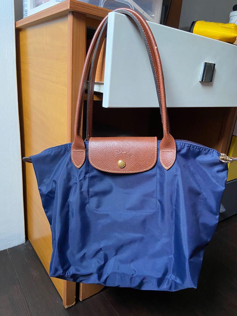 Authentic Longchamp Navy Le Pliage Tote Bag, Women's Fashion, Bags ...