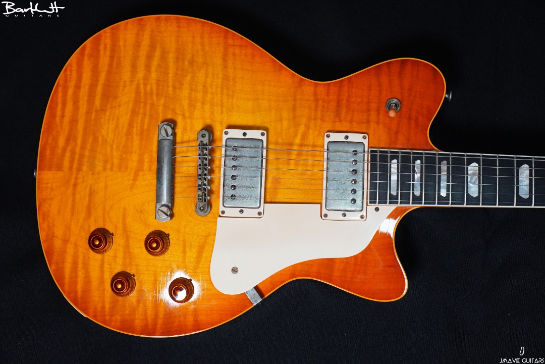 Bartlett Guitars Retrospec Honey Burst, Hobbies & Toys, Music & Media ...