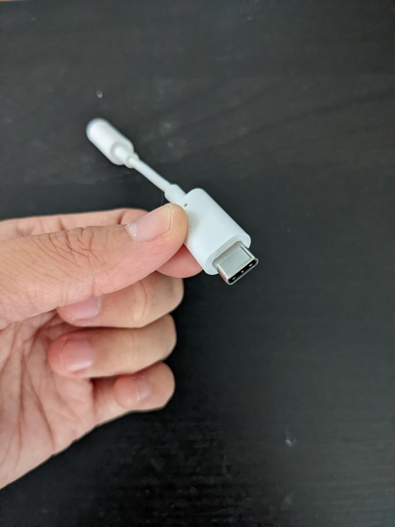 (Brand new) Google headphone adapter (USB-C to 3.5mm), Mobile Phones ...