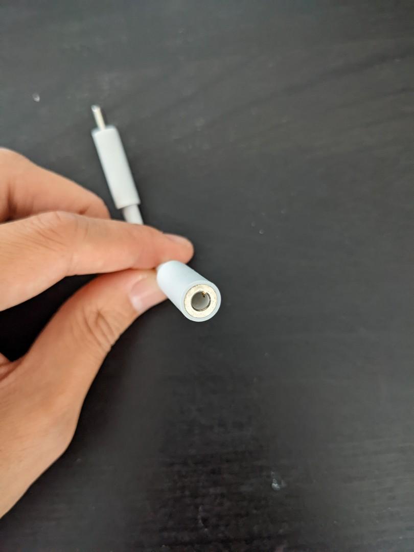 (Brand new) Google headphone adapter (USB-C to 3.5mm), Mobile Phones ...