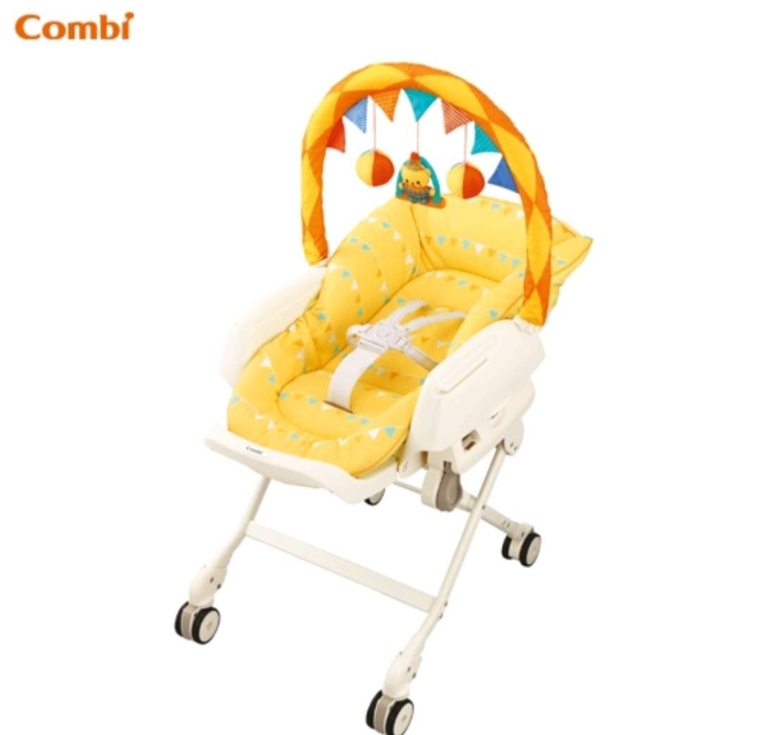 Combi high chair, manual swing, Babies & Kids, Baby Nursery & Kids ...
