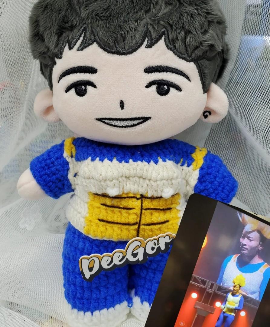 Dee Gor @error 20cm 公仔套裝, 興趣及遊戲, 收藏品及紀念品, 明星周邊 - Carousell