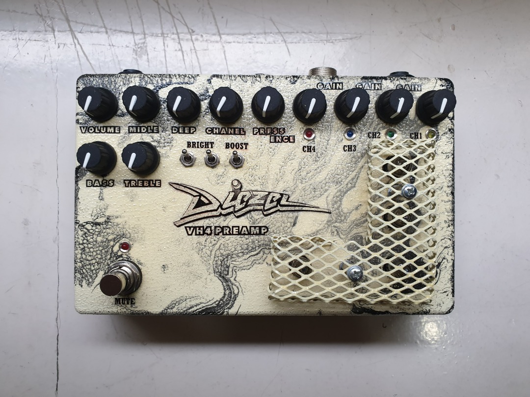Diezel VH4 Tube Preamp (4CH) Hand built in Europe, Hobbies & Toys ...