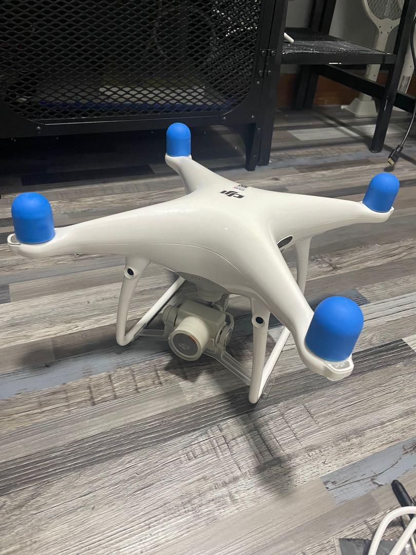 DJI Phantom 4 (Version 2), Photography, Drones on Carousell