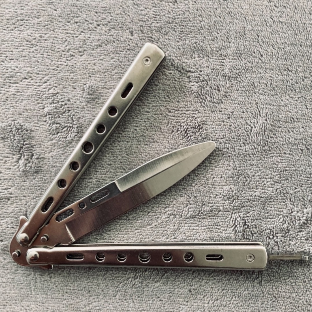 EDC Tactical Butterfly Knife Balisong Knife Trainer silver blunt edge ...