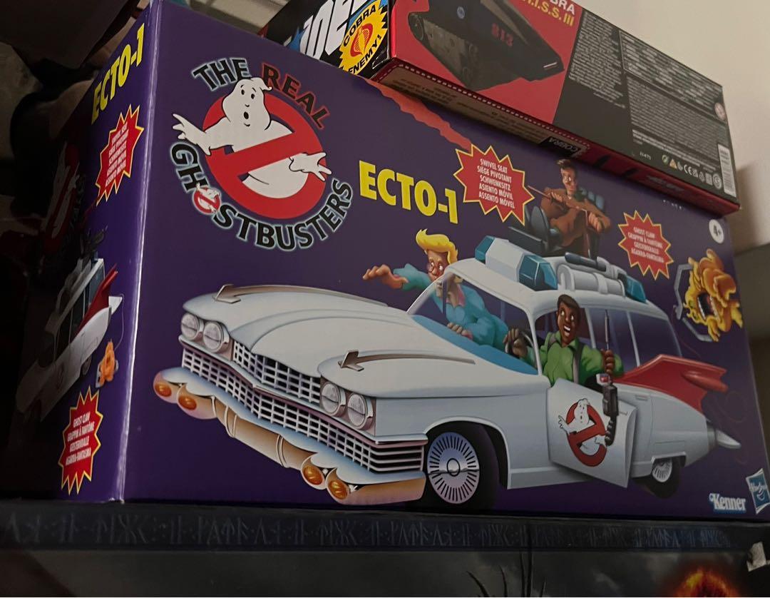 Ghostbusters Kenner Classics The Real Ghostbusters Ecto-1 Retro Vehicle ...