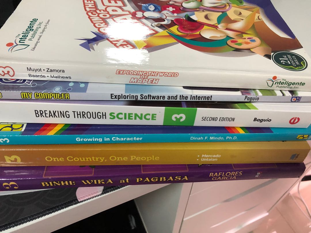Grade 3 textbooks. Take all for 2.5k Clean pages good condition ...