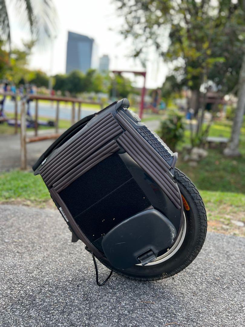 Inmotion v12 HS, Sports Equipment, Sports & Games, Skates, Rollerblades ...