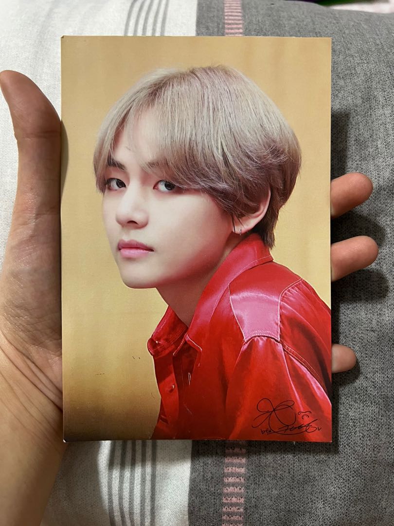 Kim Taehyung Photocard (Big) Love Yourself, Hobbies & Toys, Memorabilia & Collectibles, K-Wave ...