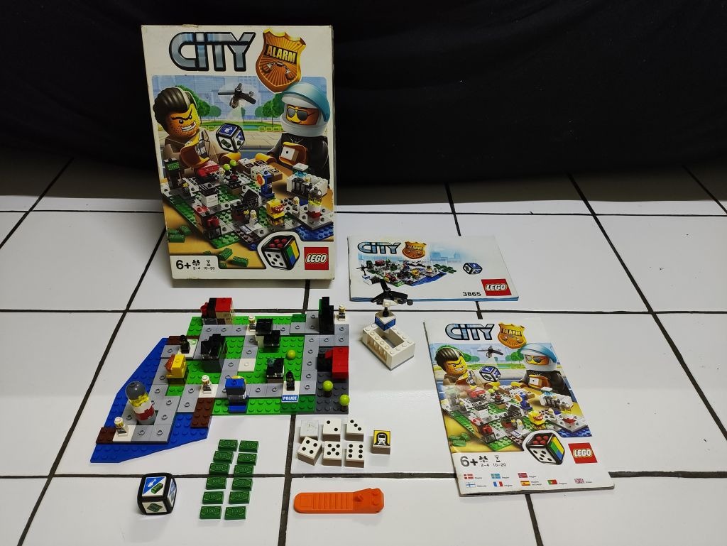 Lego City Alarm, Hobbies & Toys, Toys & Games on Carousell