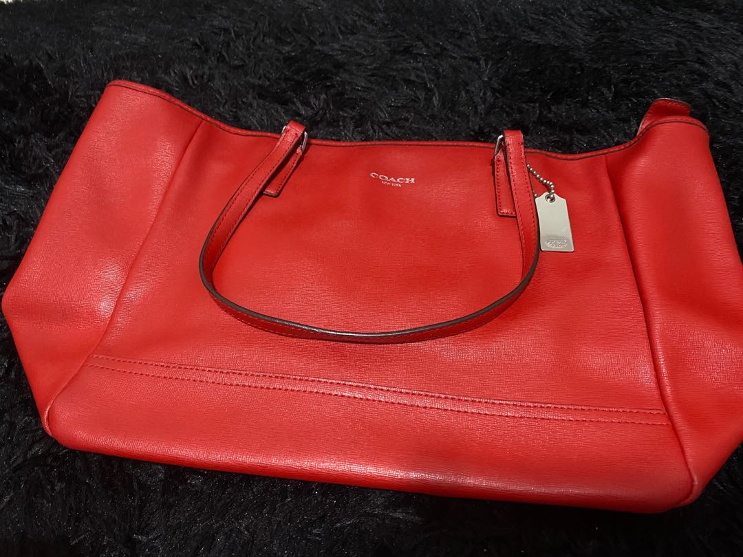 Original Coach Red Hand Bag, Women's Fashion, Bags & Wallets, Shoulder ...