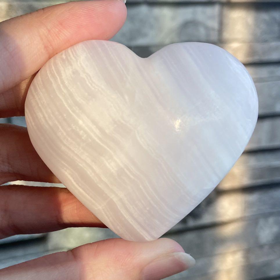 Pink Mangano Calcite Heart, Women's Fashion, Jewelry & Organisers ...
