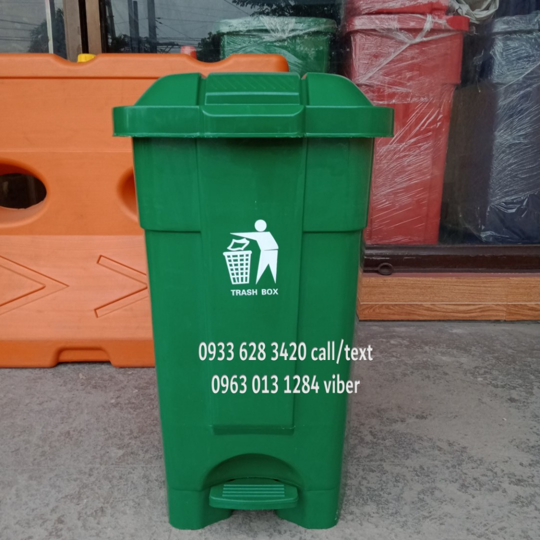 plastic dust bin with foot pedal, Furniture & Home Living, Cleaning ...