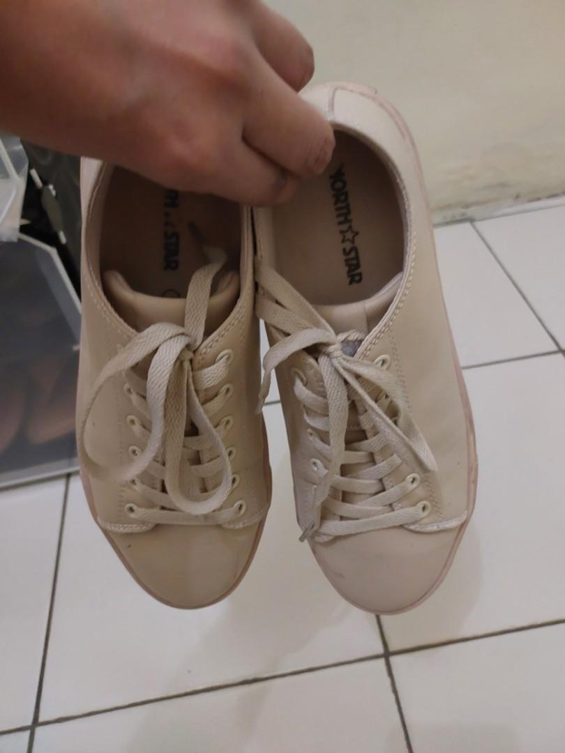 Sepatu North Star, Fesyen Wanita, Sepatu di Carousell