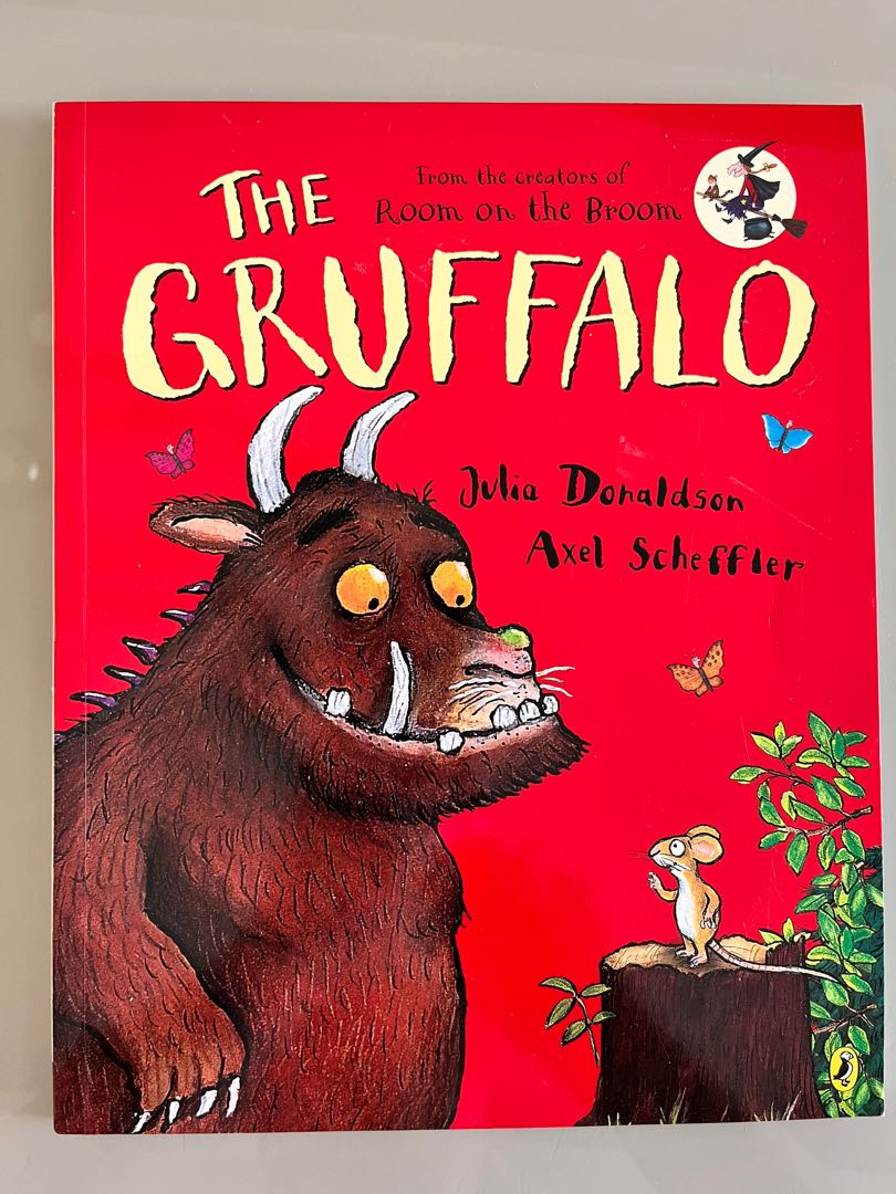 The Gruffalo - by Julia Donaldson, 興趣及遊戲, 書本 & 文具, 小說 & 故事書 - Carousell