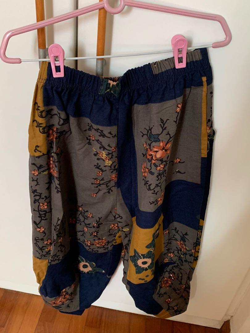 Three quarter pants, Women's Fashion, Bottoms, Other Bottoms on Carousell